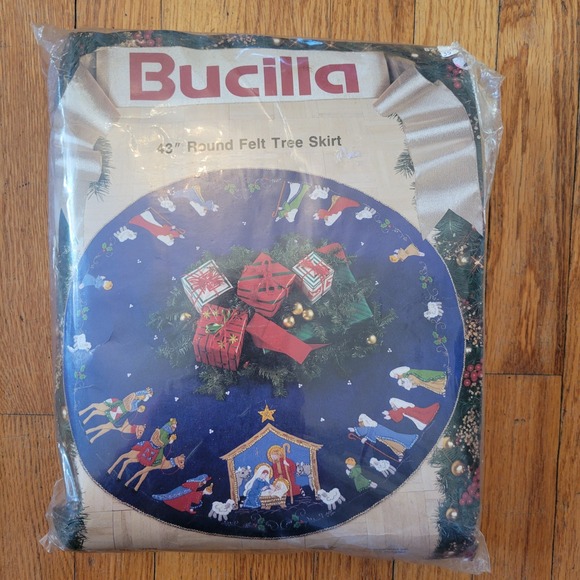 Bucilla | Holiday | Bucilla 43 Inch Round Felt Tree Skirt Nativity ...
